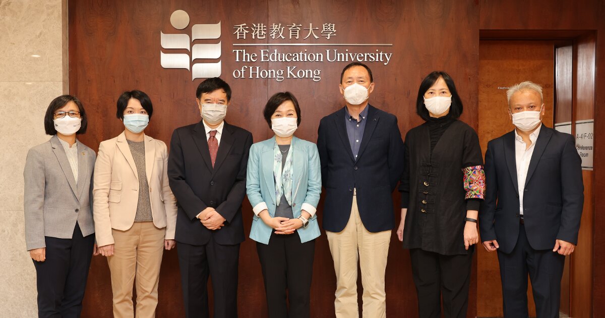 Secretary for Education Meets Prestigious Historians from Peking ...